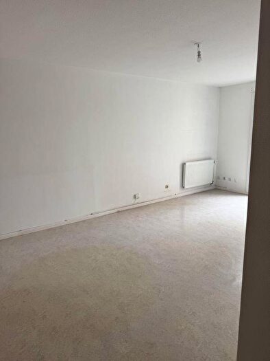 Appartement 4 pièces à Chamberlière-Le Polygone, Valence, à louer