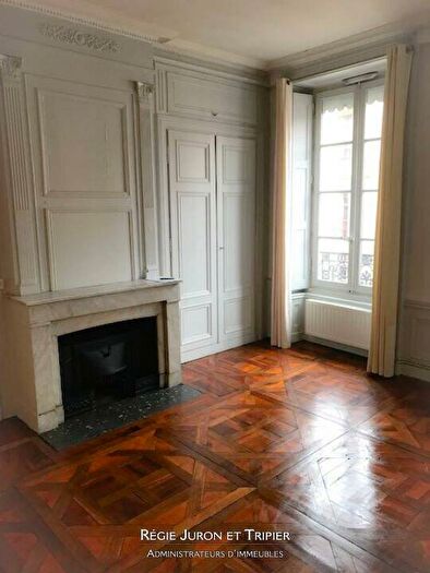 Appartement à louer - Ainay, Lyon ème - 4 pièces - 3 chambres