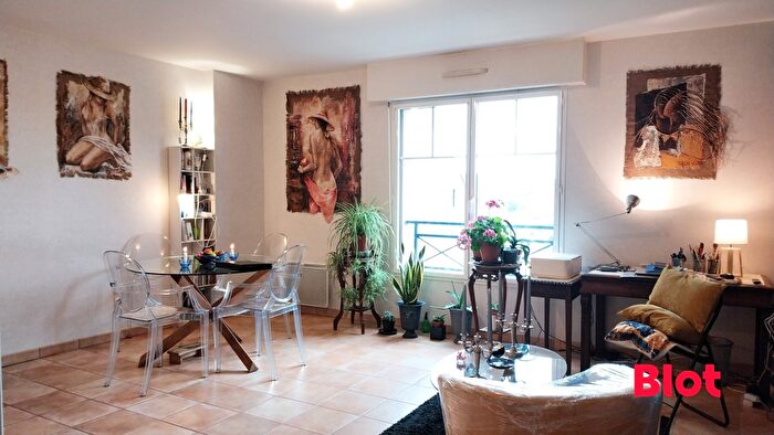 Appartement 3 pièces à vendre - Saint-Jouan-des-Guérets