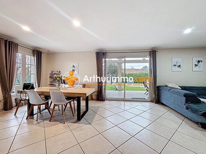 Maison à vendre - Crémieu - 5 pièces