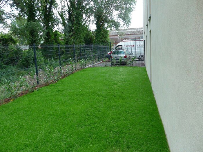 Appartement à louer - Tinqueux - 3 pièces - 2 chambres