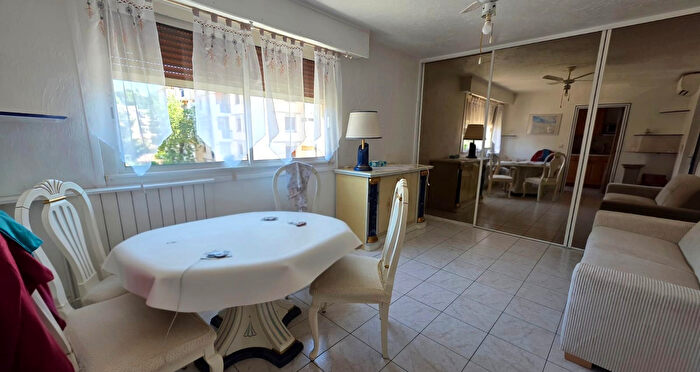 Appartement à louer - Villeneuve-Loubet, La Bastide Longue, Les Espérès, Les Hameaux du Soleil - 1 pièce