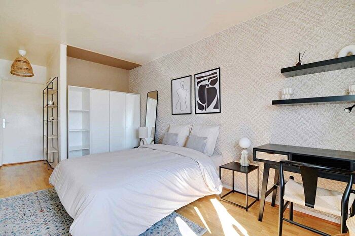 Appartement 1 pièce à louer - Pressensé-Rives de Seine, Puteaux