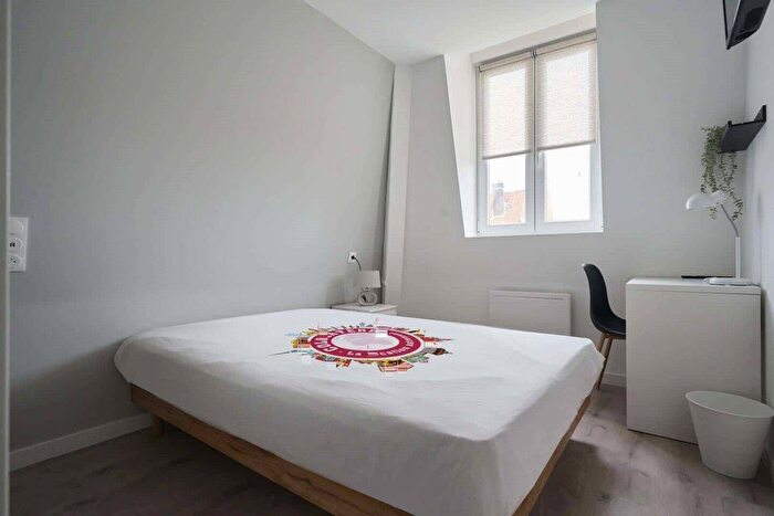 Appartement à louer - Caulier, Lille - 1 pièce