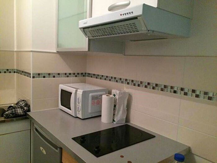 Appartement à louer - Centre Ville, Vitry-sur-Seine - 1 pièce