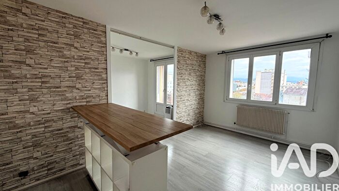 Appartement à louer - Grenoble, Eaux-Claires, Mistral - 3 pièces - 1 chambre