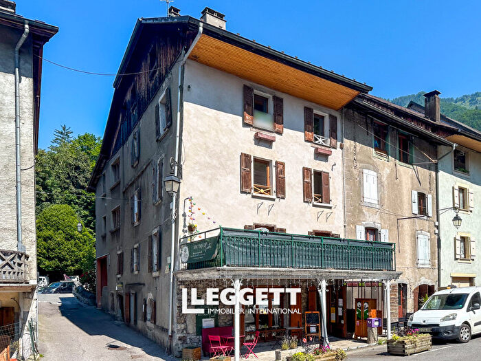 Appartement à vendre - Taninges - 3 pièces - 2 chambres