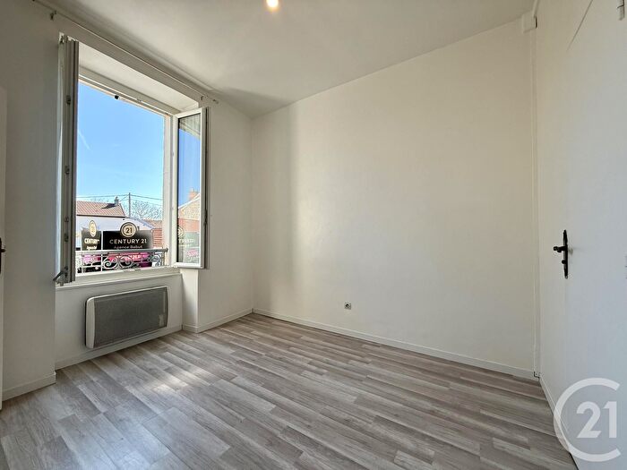 Appartement à vendre - Fontainebleau, Provenceaux, Carmel - 2 pièces - 1 chambre