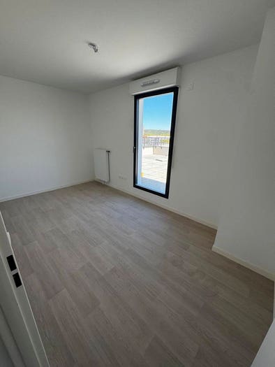 Appartement 4 pièces à louer à Les Hautes Garennes, Mantes-la-Jolie