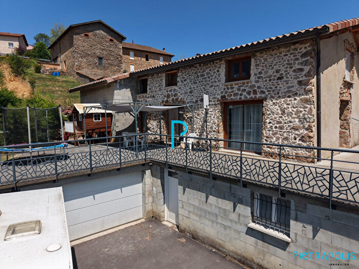 Maison 5 pièces à Violay, à vendre