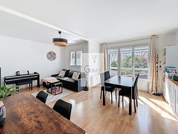 Appartement à vendre - Saint-Cyr-lécole, Gérard Philippe - 4 pièces - 2 chambres