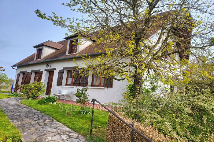 Maison à vendre - Songeons - 7 pièces - 5 chambres