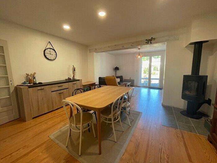 Ouest, Bon-Encontre : Maison 3 pièces à louer