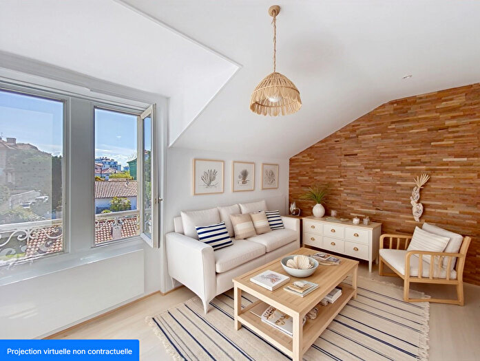 Appartement à vendre - Biarritz, Centre-ville Est - 1 pièce - 1 chambre