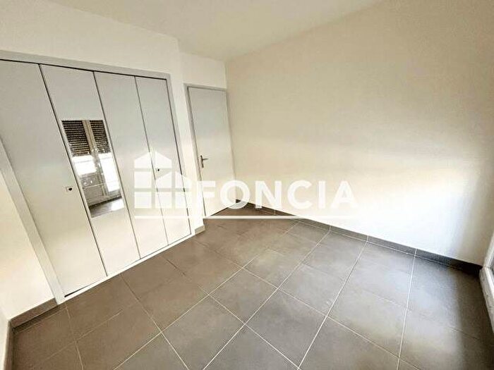 Appartement à louer - Nord Est, Saint-Julien-en-Genevois - 2 pièces - 1 chambre