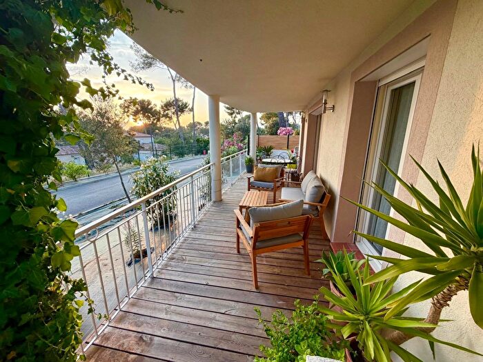 Carqueiranne : Appartement 2 pièces à vendre