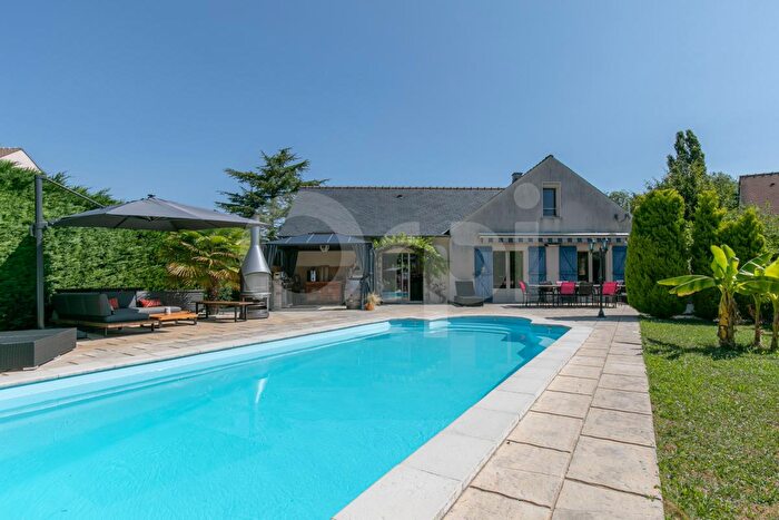 Maison à vendre - Marolles-en-Brie - 6 pièces - 4 chambres