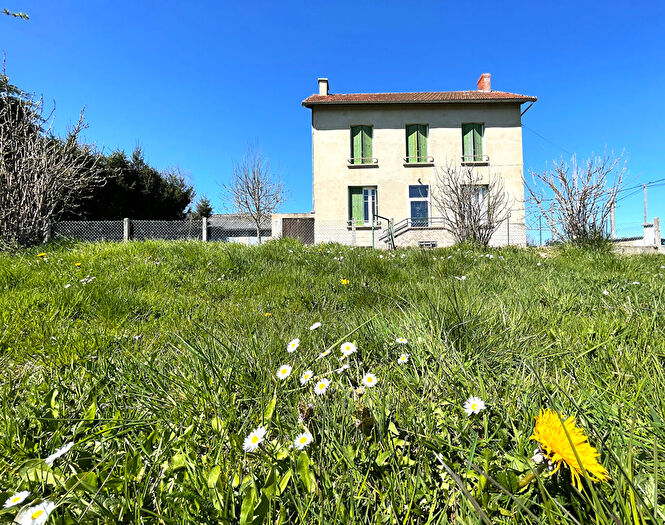 Maison à vendre - Saint-Gervais-dAuvergne - 6 pièces - 4 chambres