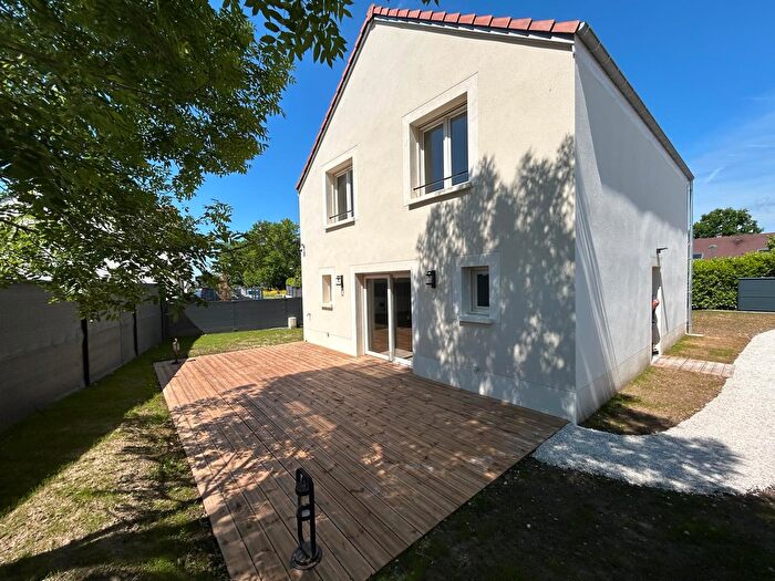 Crécy-la-Chapelle - Maison 5 pièces à vendre
