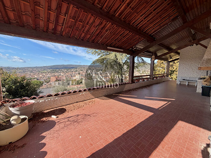 Maison à vendre - Manosque, Mont dOr - 12 pièces - 8 chambres