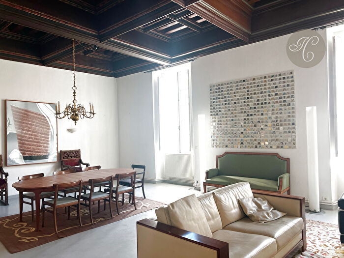 Appartement à vendre - Avignon, Palais des Papes, Zone Piétonne - 4 pièces - 2 chambres