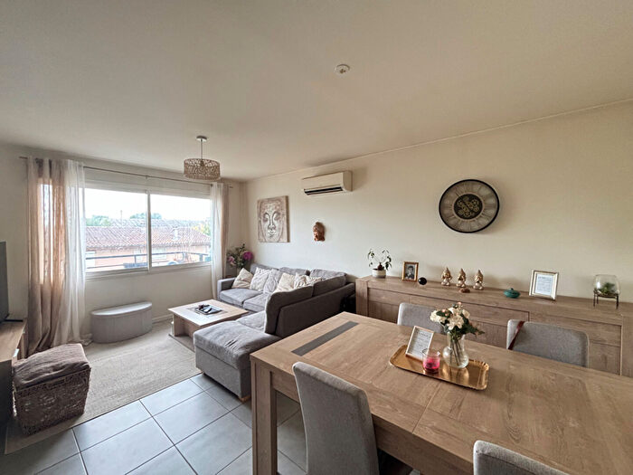 Appartement à vendre - Lespinasse - 3 pièces - 2 chambres