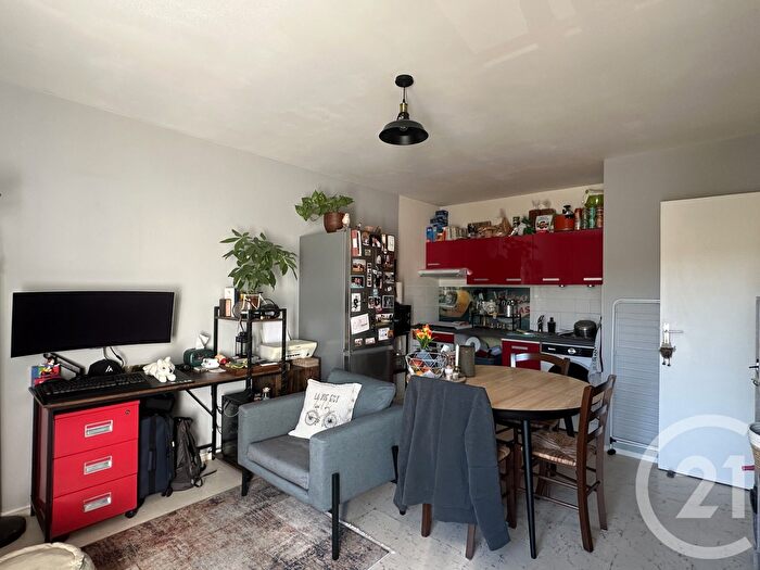Crécy-la-Chapelle : Appartement 1 pièce à vendre