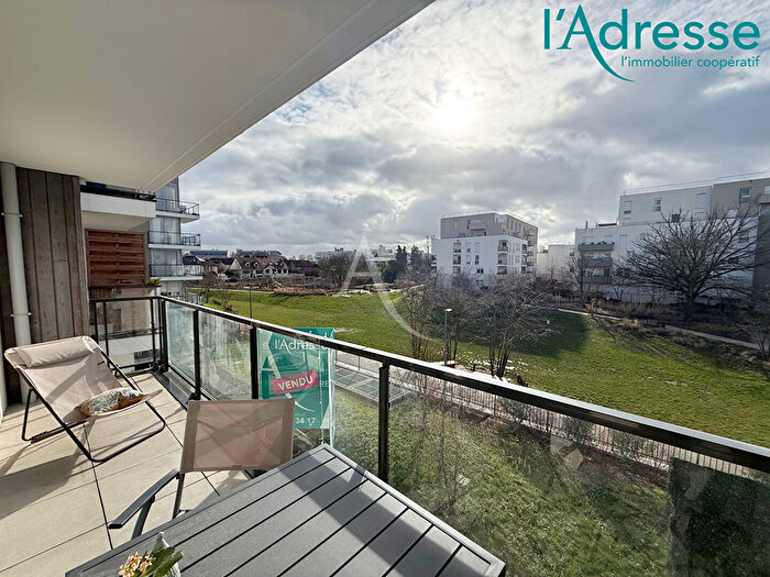 Appartement à vendre - Noisy-le-Grand, Centre-ville - 2 pièces - 1 chambre