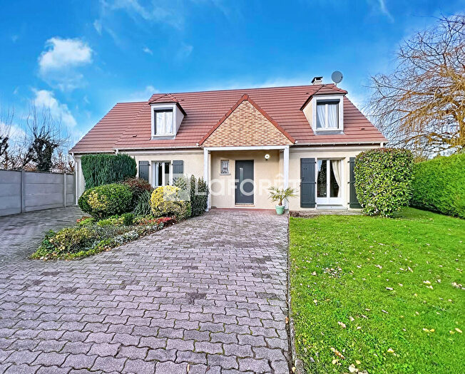 Maison à vendre - Nogent-le-Phaye - 5 pièces - 4 chambres