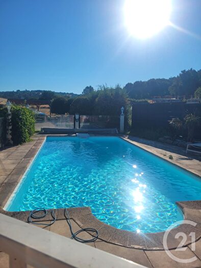 Montluçon, Rimard, Nerdre : Maison 8 pièces à vendre