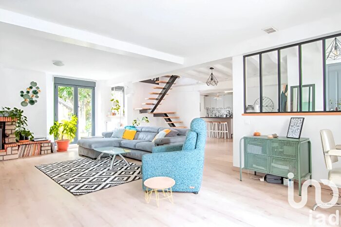 Maison à vendre - Morigny-Champigny - 8 pièces - 6 chambres