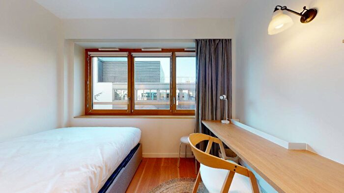 Appartement à louer - Champerret-Berthier, Paris ème arrondissement - 1 pièce