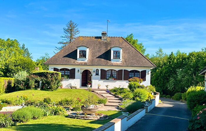 Noyon, Centre-ville : Maison 6 pièces à vendre
