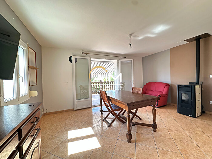 Maison 4 pièces à vendre à Dierre