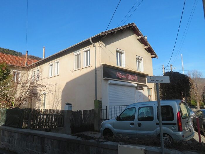 Appartement à vendre - Digne-les-Bains, Centre-ville, Bourg - 4 pièces - 2 chambres