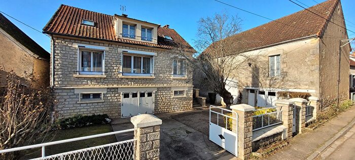 Maison à vendre - Narcy - 6 pièces - 4 chambres