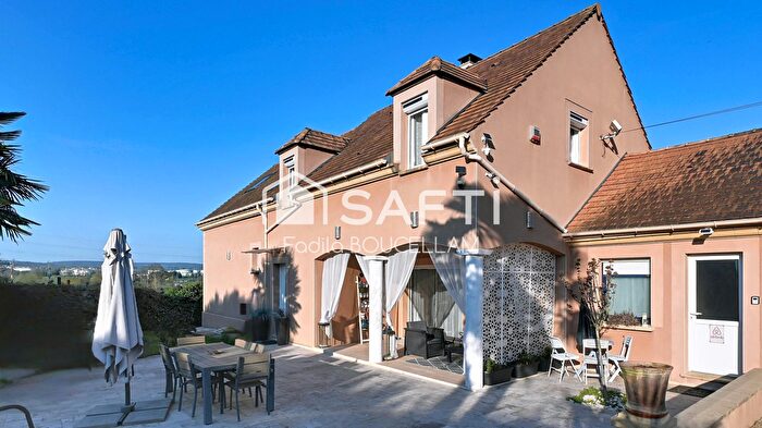 Maison à vendre - Mézières-sur-Seine - 6 pièces - 4 chambres