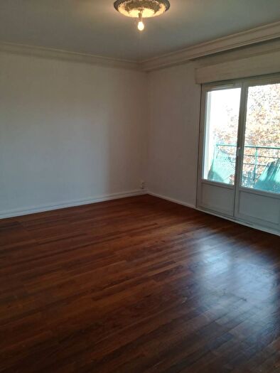 Appartement à louer - Métro Cuire, Caluire-et-Cuire - 4 pièces - 3 chambres