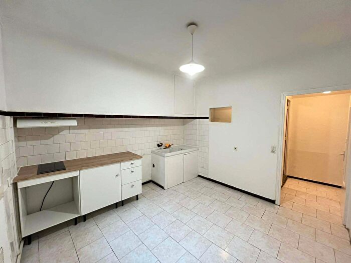 Maison à louer - Magalas - 2 pièces - 1 chambre