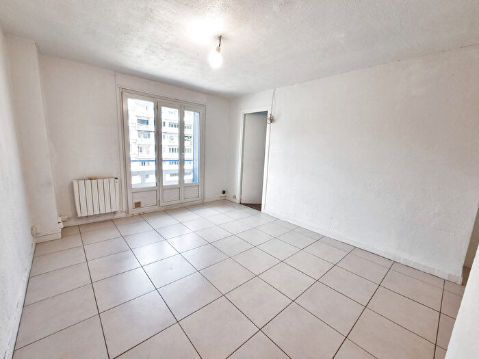 Appartement 3 pièces à Grenoble, La Capuche, Grands Boulevards, à louer