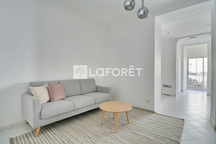 Saint-Ouen, Garibaldi : Appartement 2 pièces à vendre