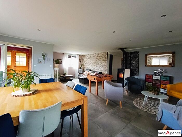 Maison à vendre - Oisemont - 6 pièces - 5 chambres