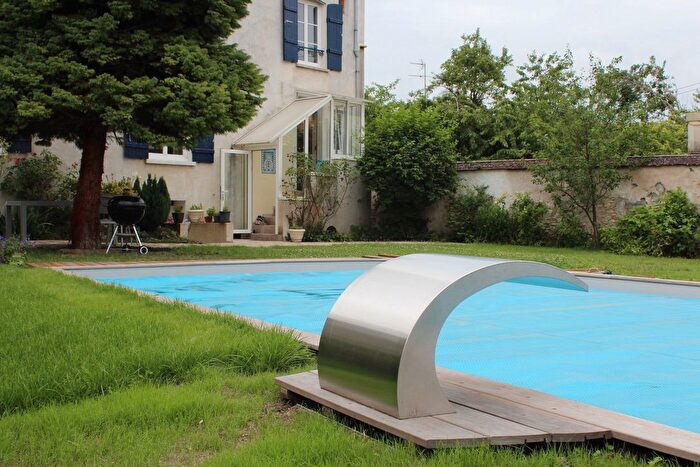 Maison à vendre - Jouy-le-Châtel - 5 pièces - 3 chambres