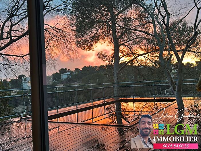 Maison à vendre - Nîmes - 5 pièces - 4 chambres