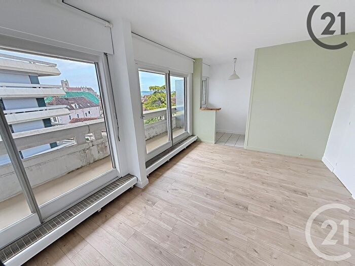 Appartement à vendre - Auxerre, Centre-ville - 1 pièce
