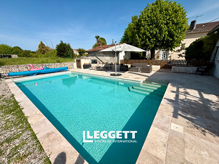 Maison 9 pièces à vendre à Bonnes