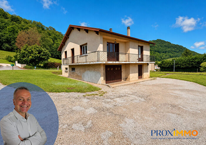 Maison 4 pièces à vendre à Saint-Geoire-en-Valdaine