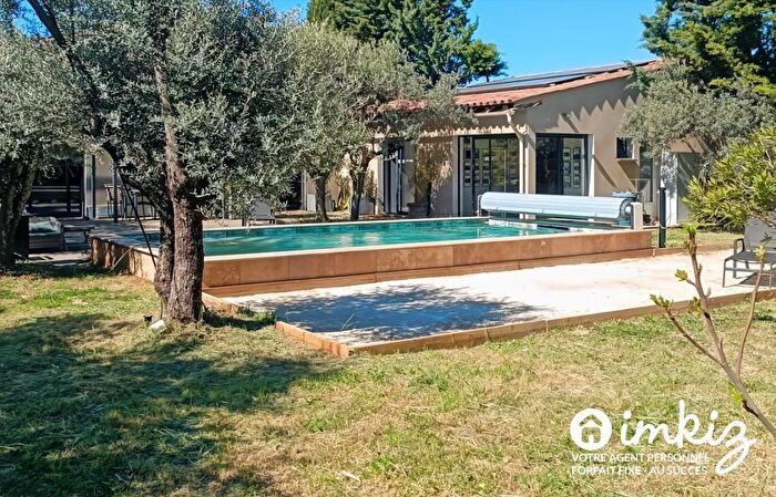 Carpentras, Serres, Peyrière : Maison 6 pièces à vendre