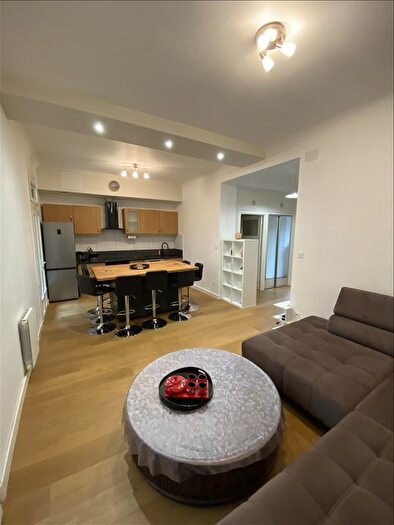 Appartement à louer - Perpignan, Saint-Jacques - 3 pièces - 2 chambres