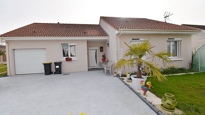 Maison à vendre - Bellerive-sur-Allier - 4 pièces - 3 chambres